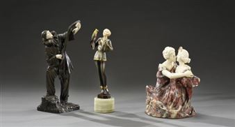 Demetre H. Chiparus | Pierrot à la mandoline | MutualArt