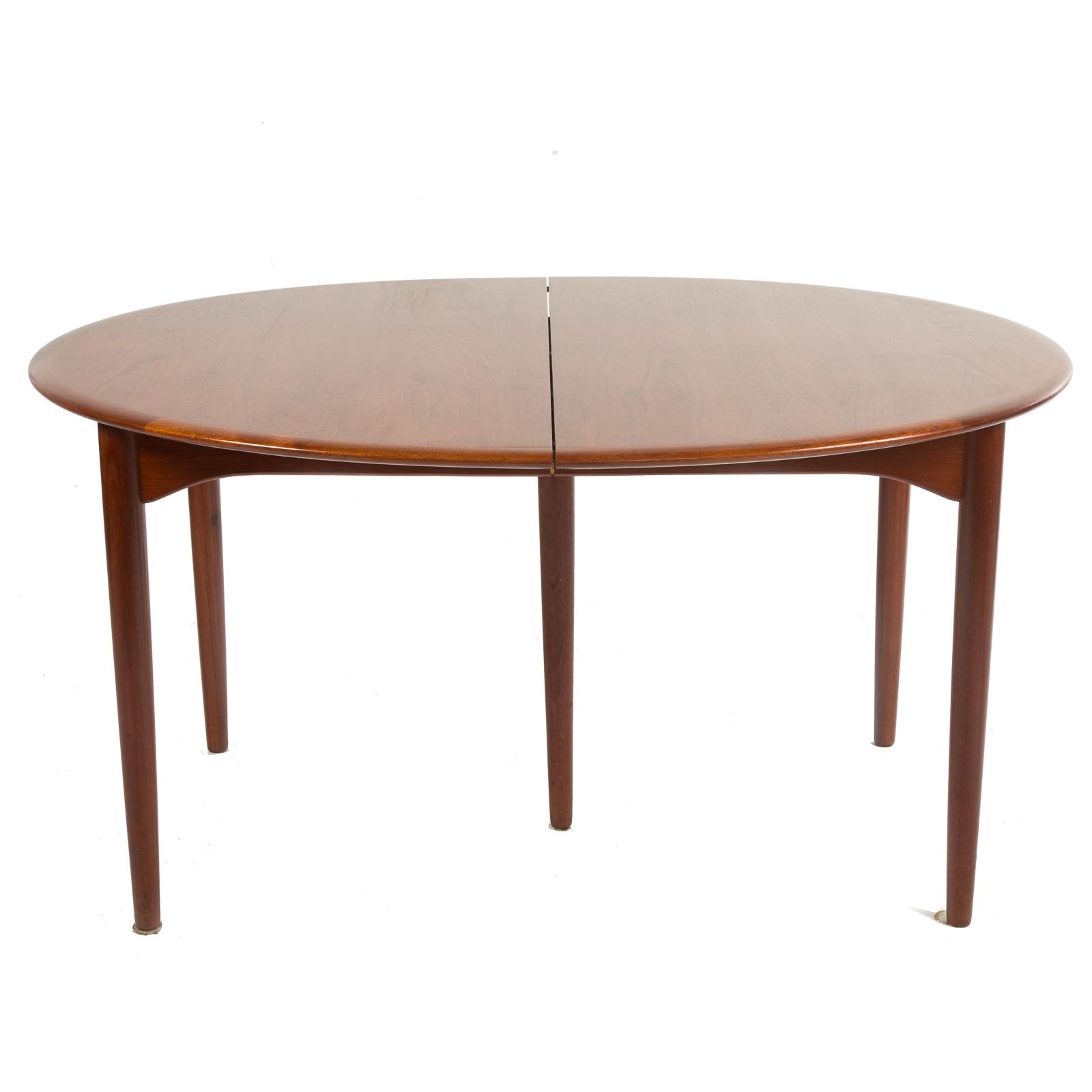 Povl Dinesen | Dining Table | MutualArt