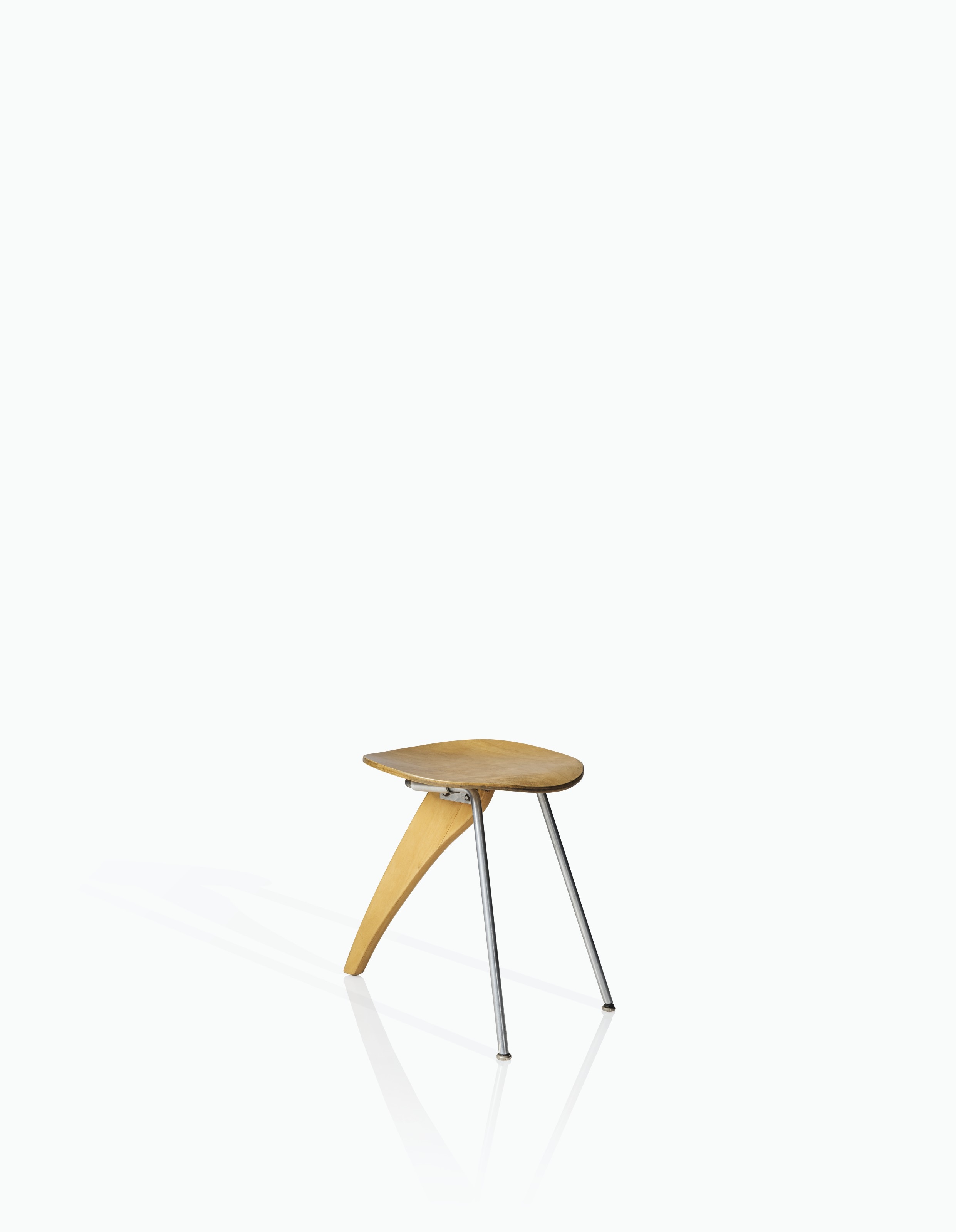 Isamu Noguchi | RUDDER' STOOL, MODEL IN-22 | MutualArt