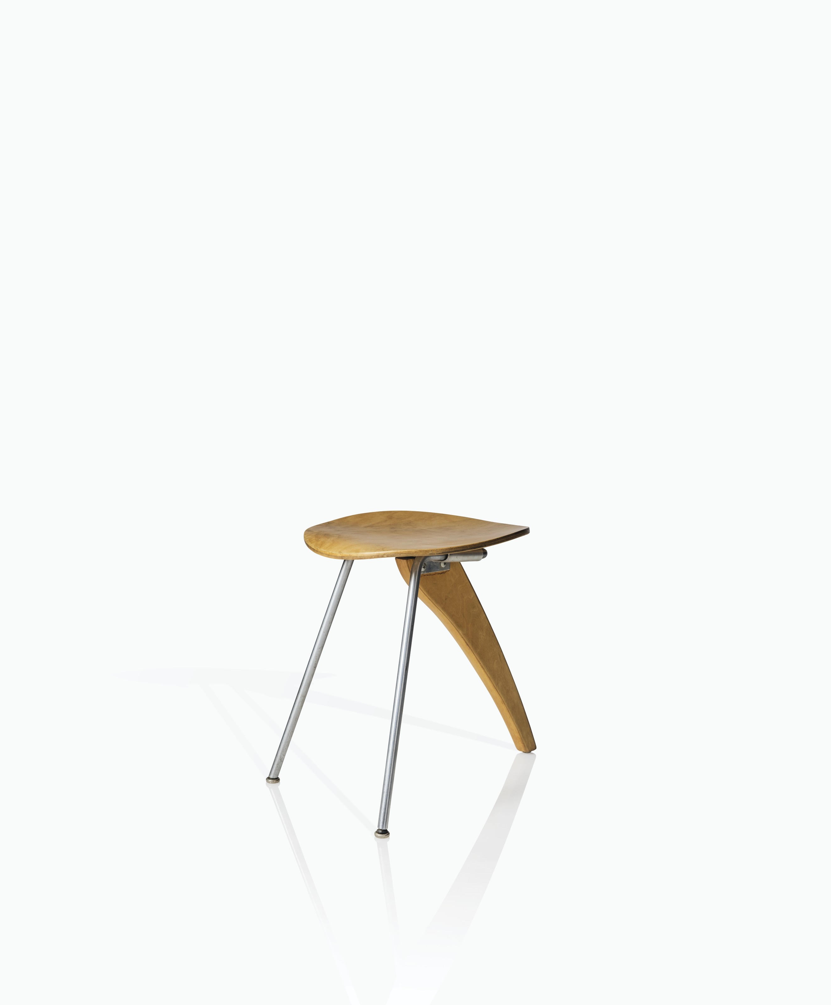 Isamu Noguchi | RUDDER' STOOL, MODEL IN-22 | MutualArt