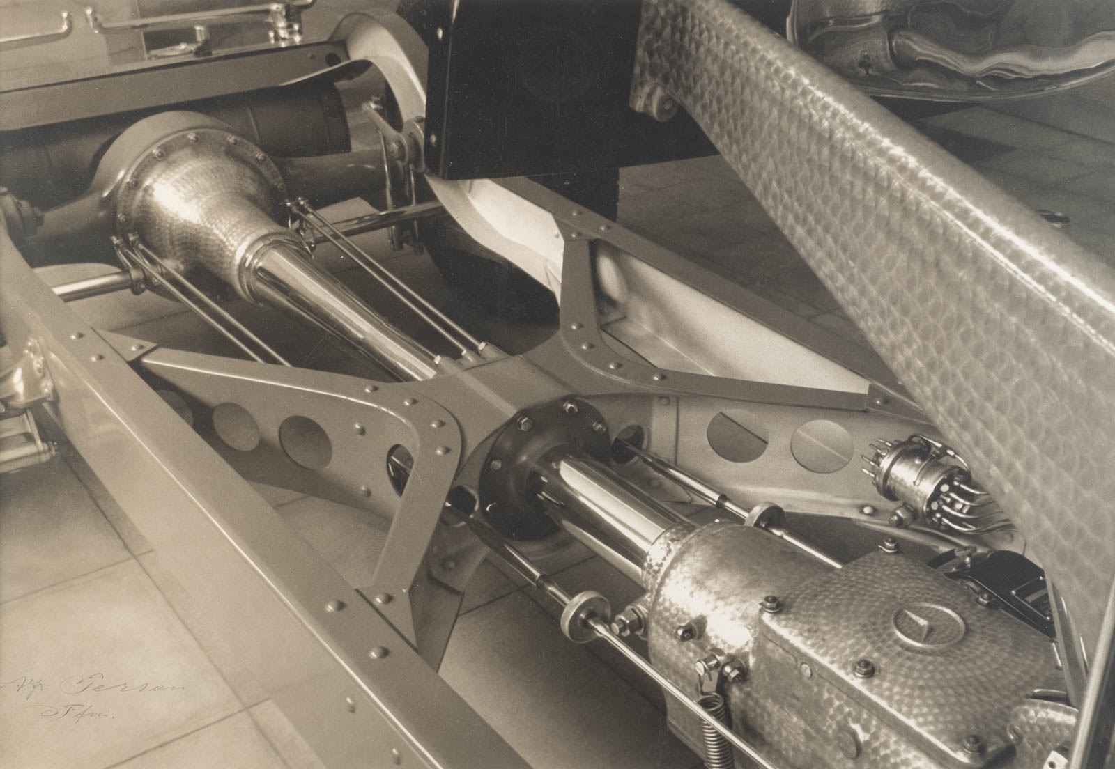 Alfred Person | AUTODETAIL | MutualArt