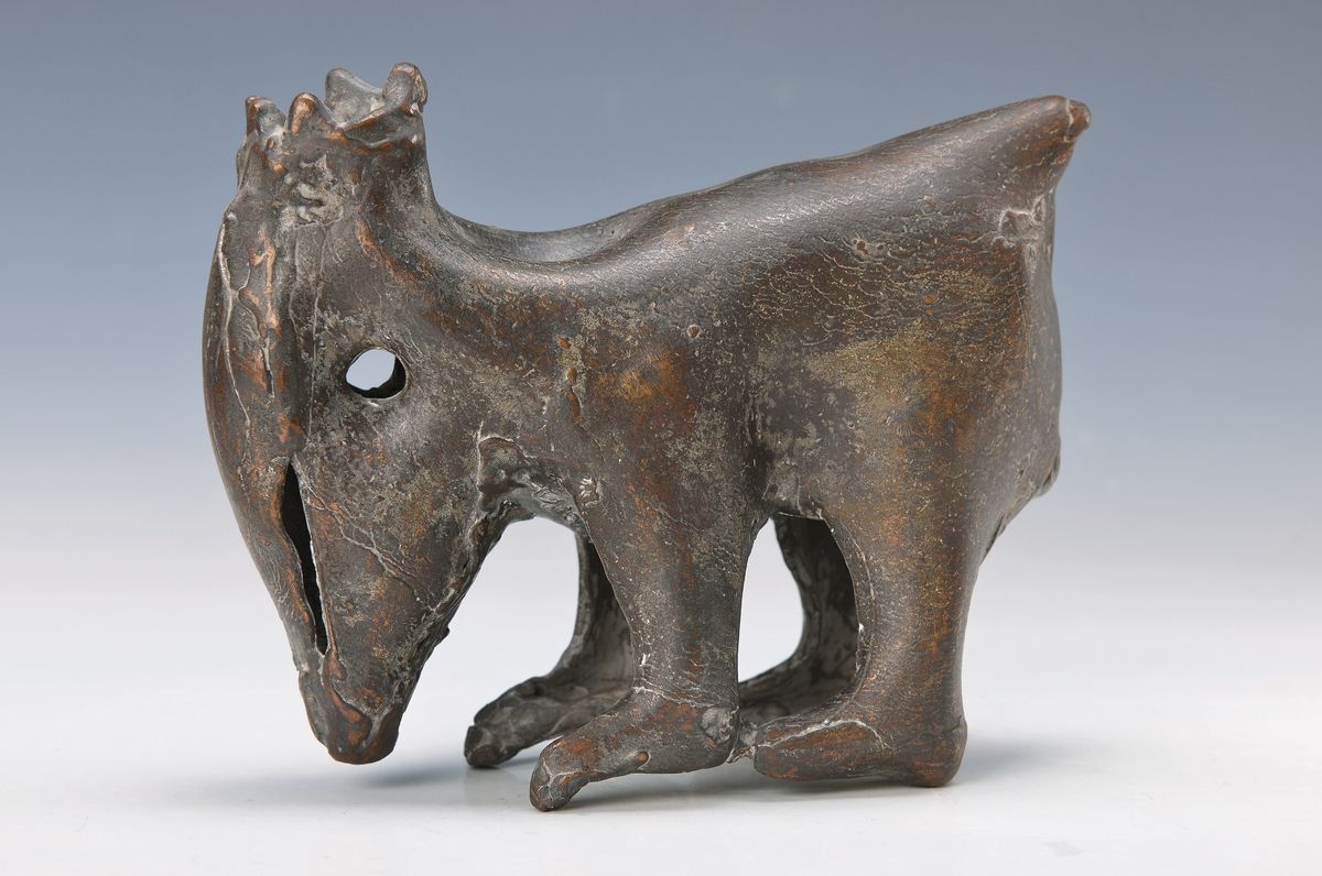 Liesel Metten | Mythical beast with Crown | MutualArt