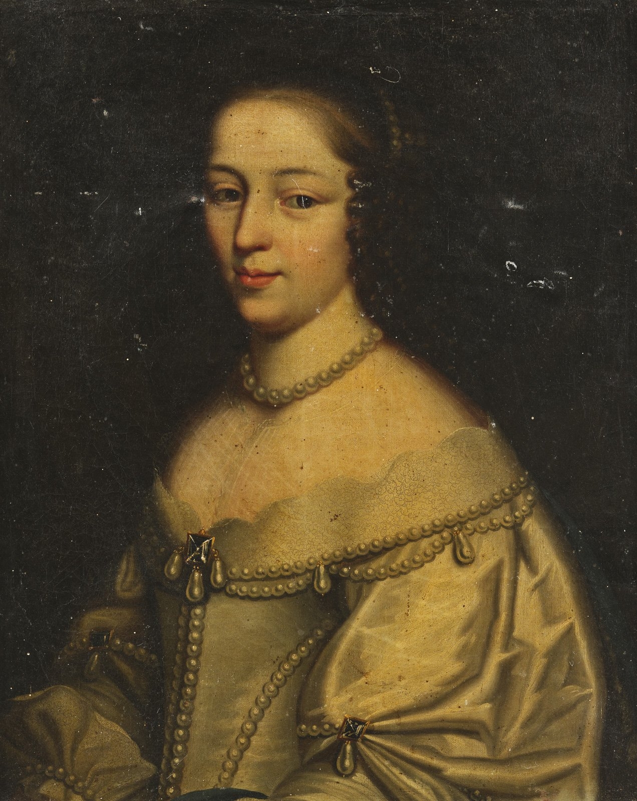 Henry Beaubrun | Portrait de femme au collier de perles | MutualArt