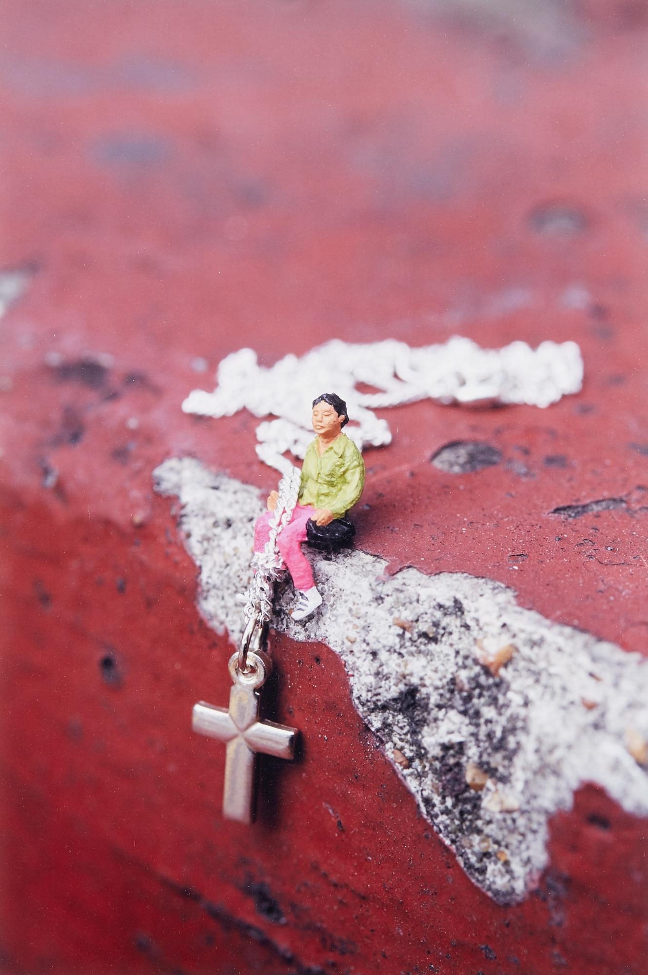 Slinkachu | LOST, 2011 (2011) | MutualArt