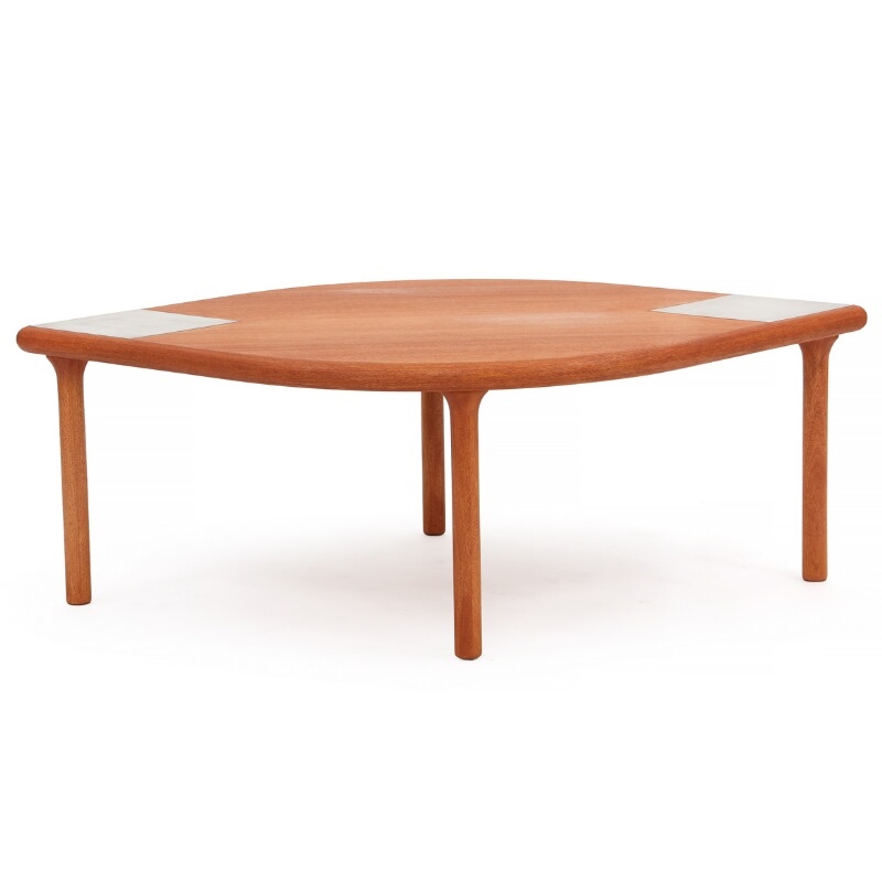 Jorgen Hovelskov | A rare boatshaped coffee table (1976) | MutualArt