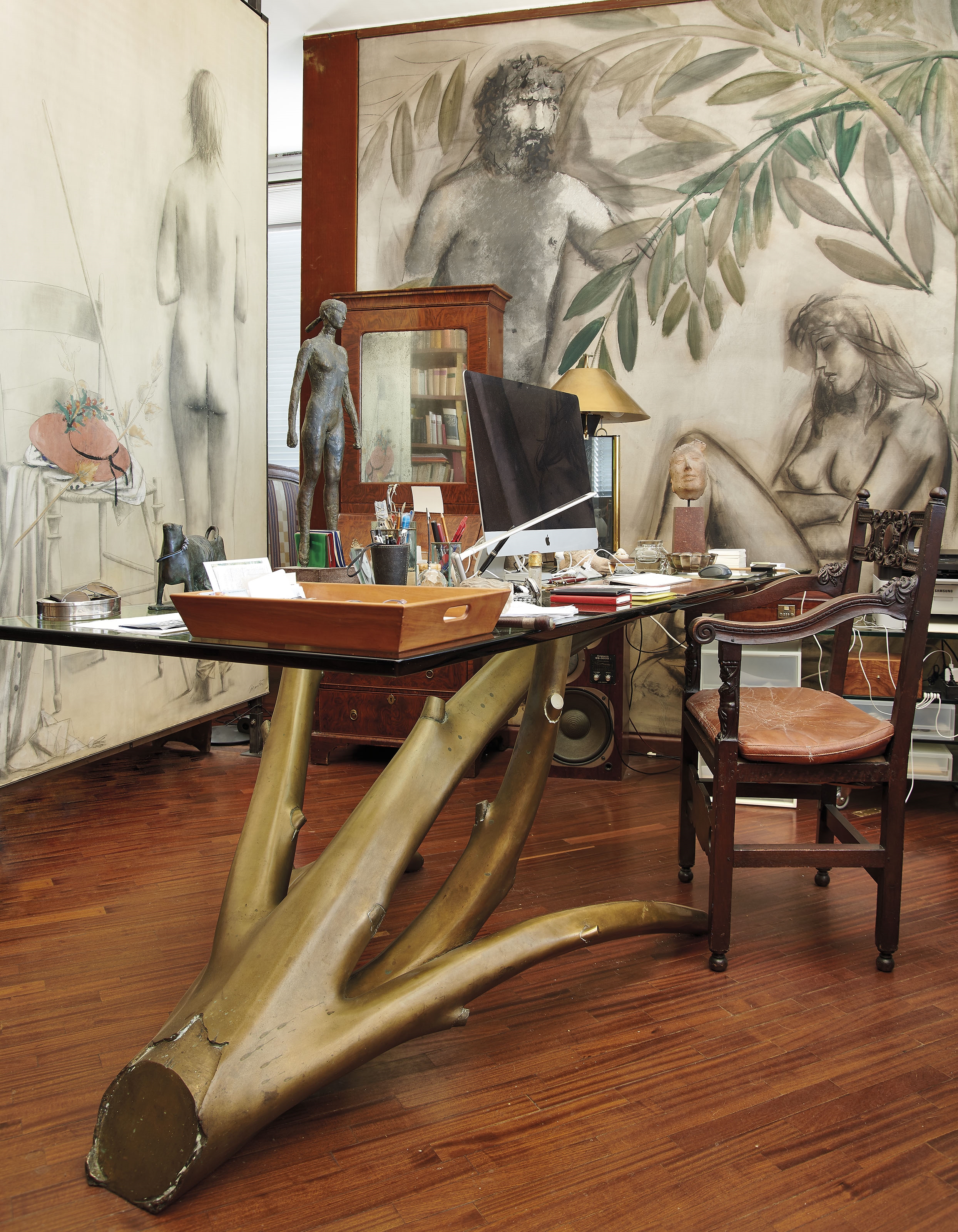 Manzù Giacomo | A RARE AND IMPORTANT TABLE | MutualArt