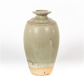 Batterham Richard | Vase | MutualArt