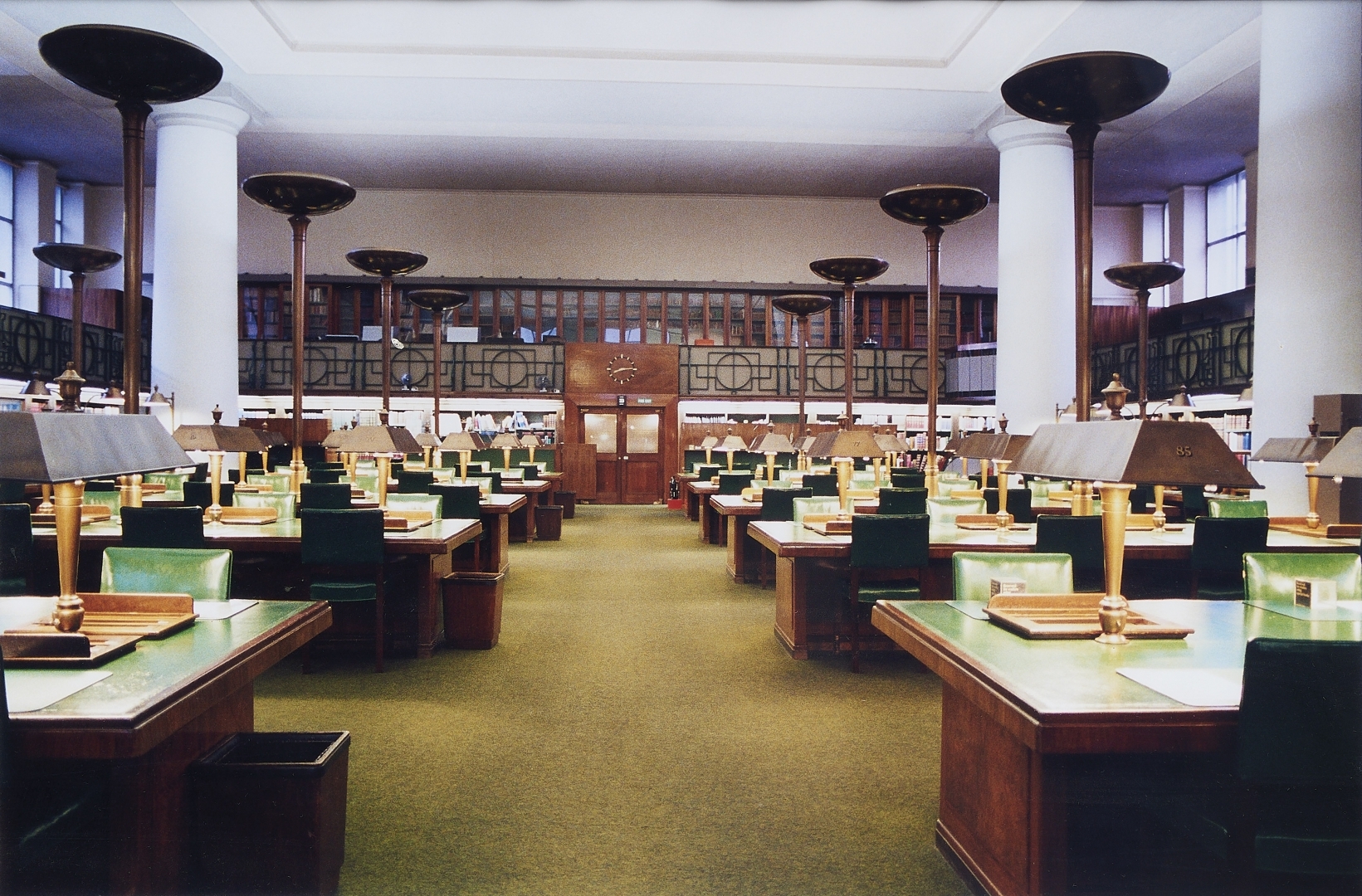 Candida Höfer | British Library London V (1994) | MutualArt