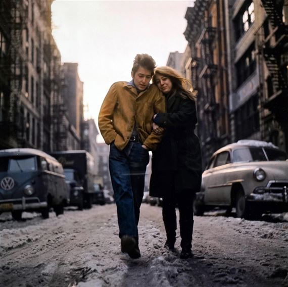 Don Hunstein | Bob Dylan and Suze (1966) | MutualArt