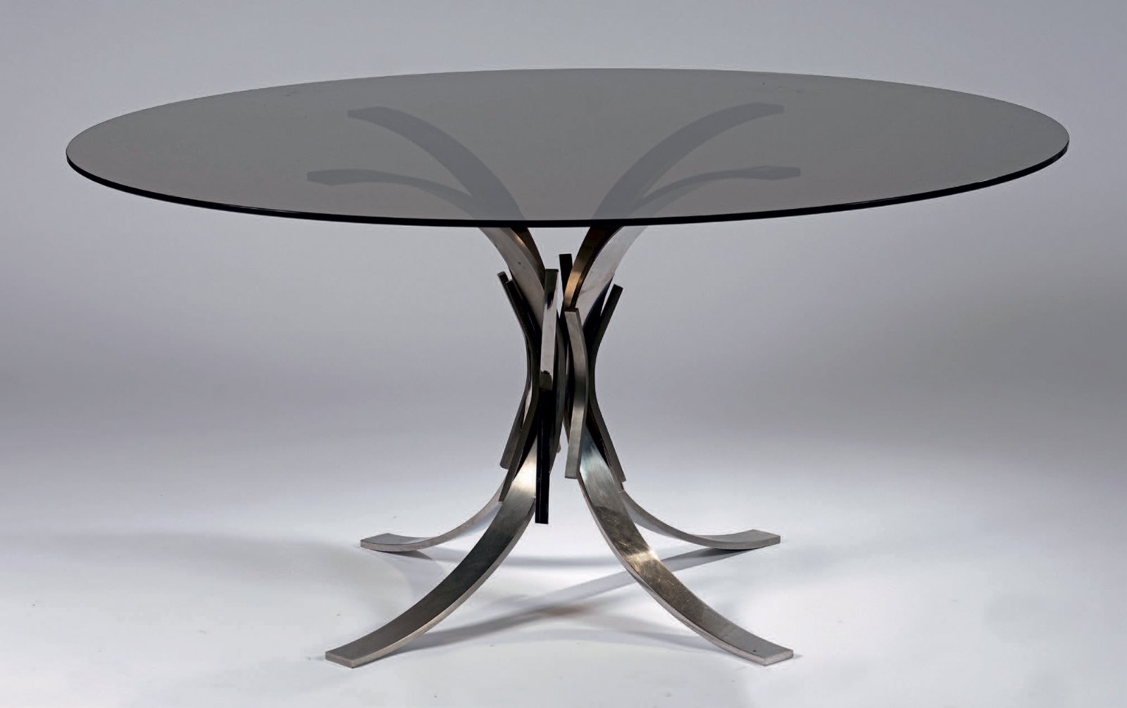 Maria Pergay | Table modèle 56A de la série «Gerbe» (1970) | MutualArt