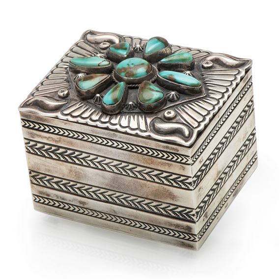 Gary Reeves | 11 Artworks at Auction | MutualArt