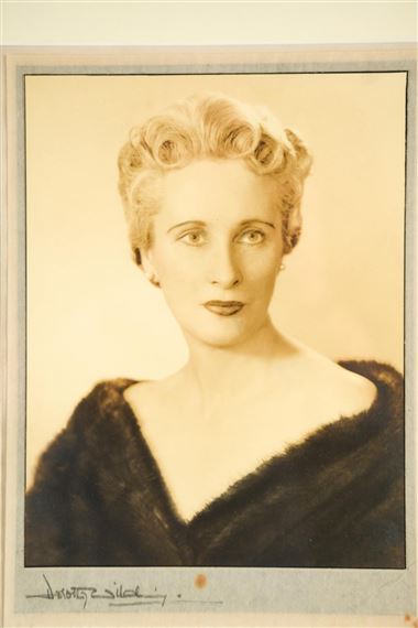 Dorothy Wilding | Photo of Alice Boughtin Tweedy (1925) | MutualArt