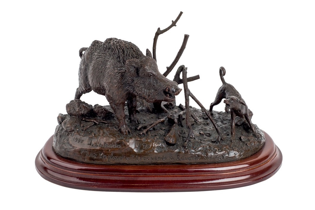 Josechu Lalanda | Two works: un oso y un jabalí en bronce | MutualArt