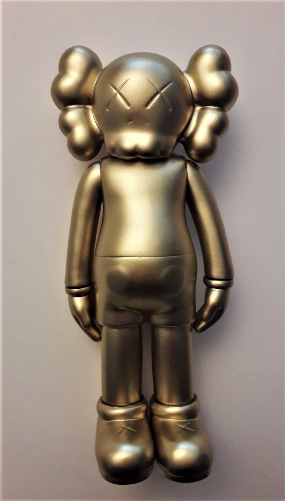 KAWS | Companion Figure Gold | MutualArt