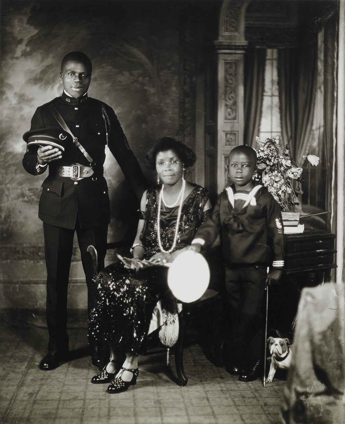 James van der Zee | Eighteen Photographs (1905 - 1938) | MutualArt