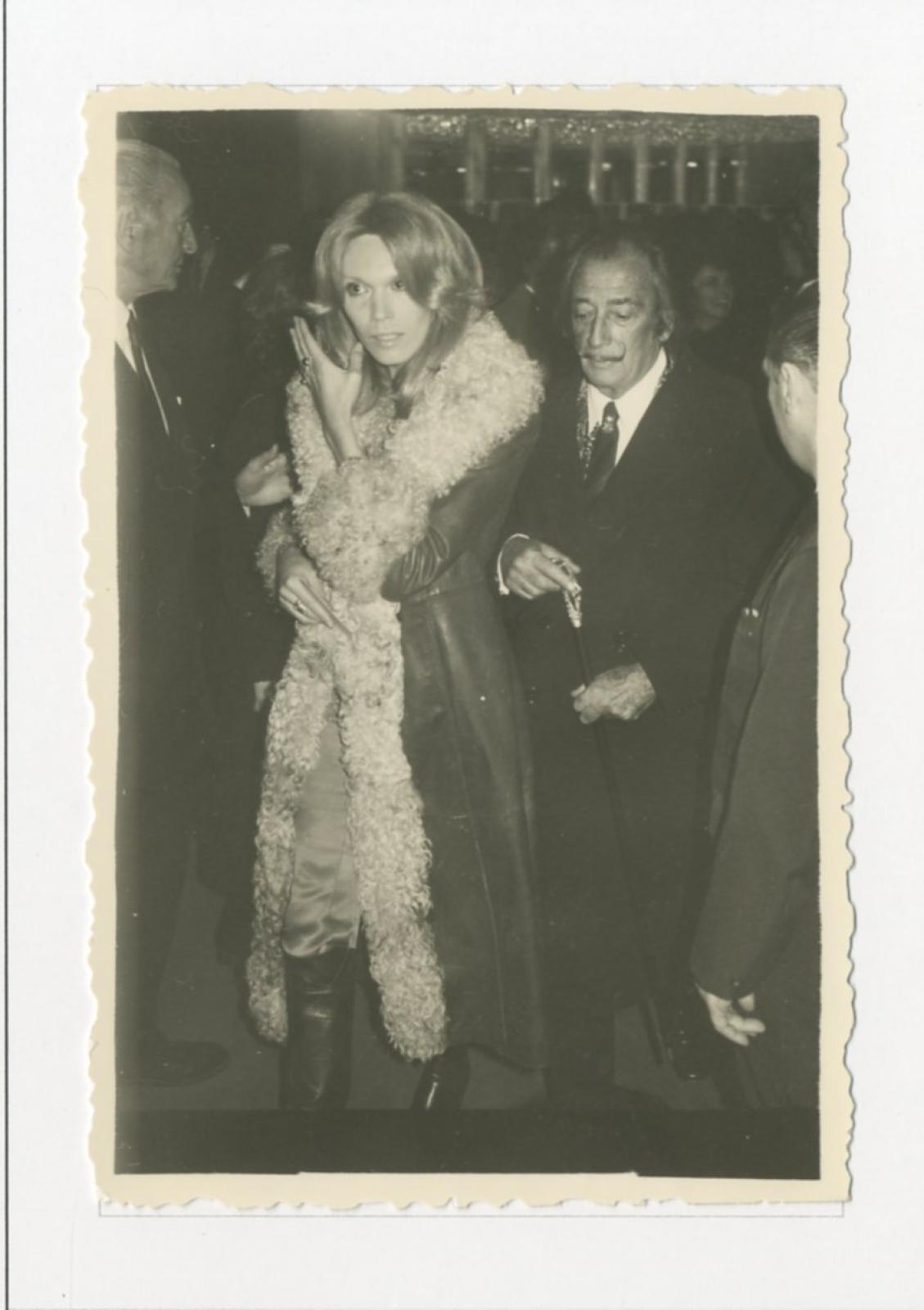 Marcel Thomas | Salvador Dali et Amanda Lear (1971) | MutualArt