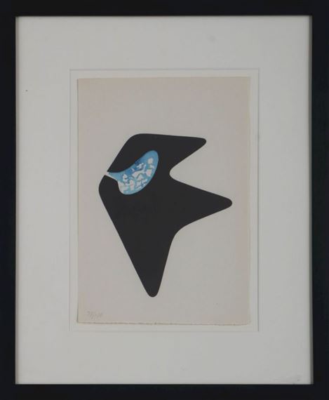 Jean Arp | Amorphe Form mit blau marmoriertem Fleck (1951) | MutualArt