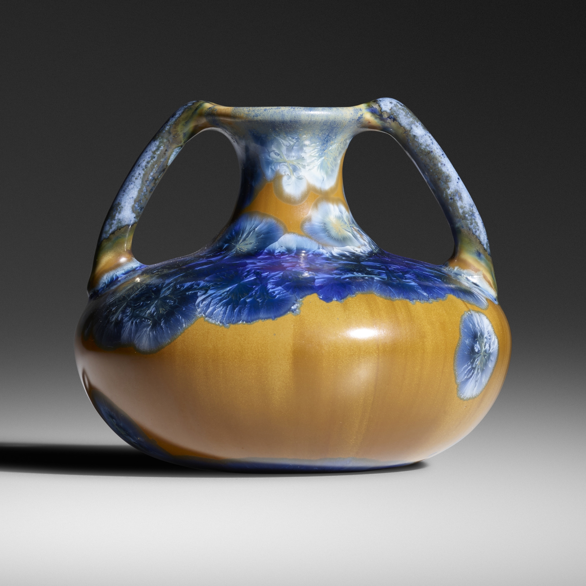 Adelaide Alsop Robineau | Rare vase (Circa 1915) | MutualArt