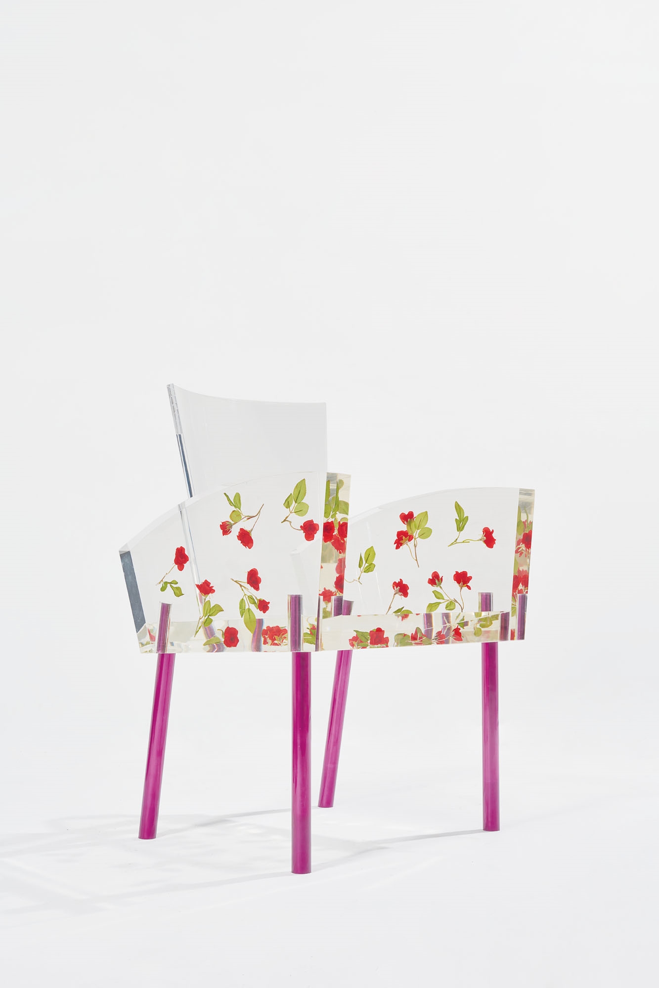 Shiro Kuramata | FAUTEUIL 'MISS BLANCHE', LE MODÈLE CRÉÉ EN 1988 ...