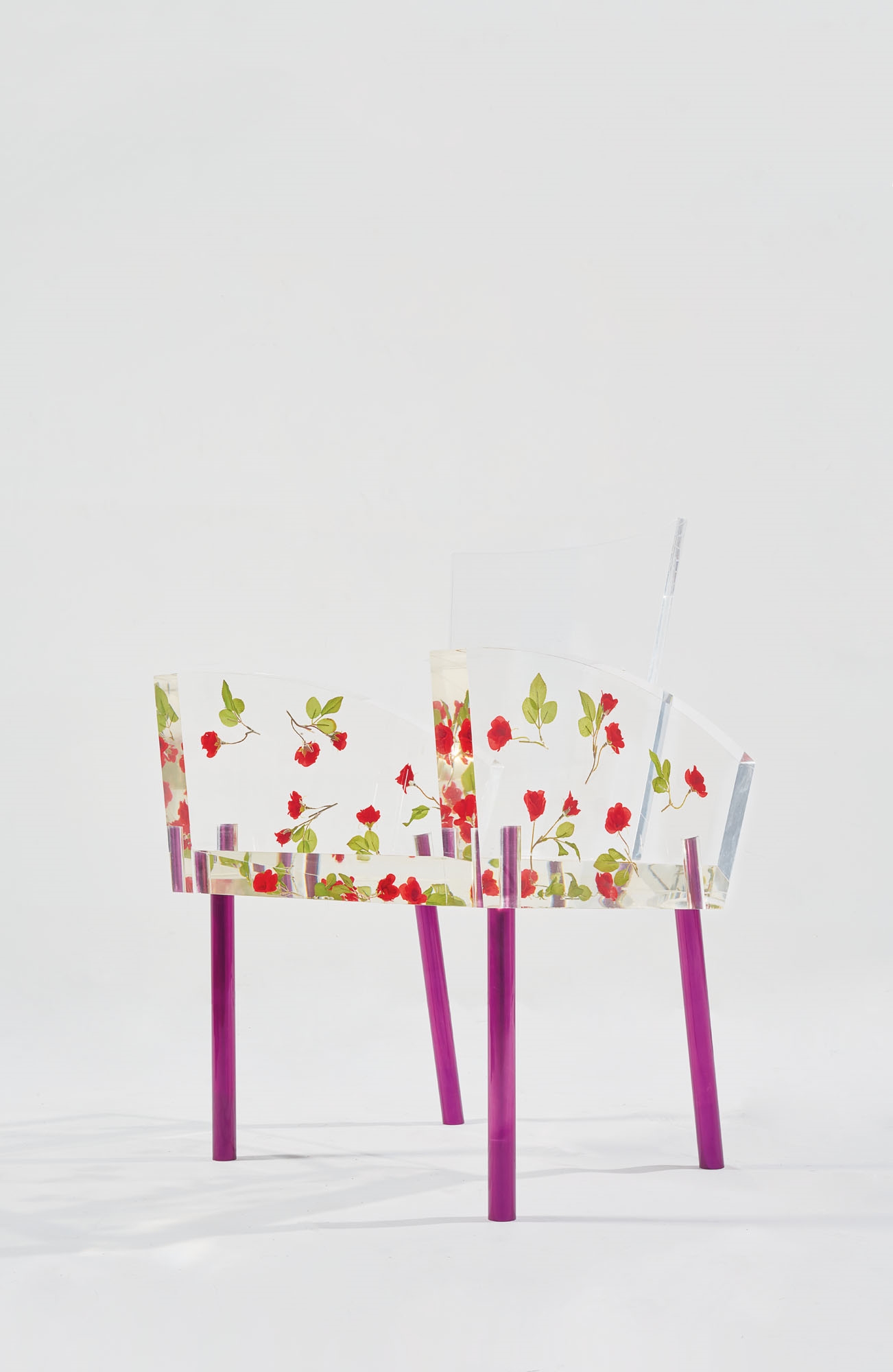 Shiro Kuramata | FAUTEUIL 'MISS BLANCHE', LE MODÈLE CRÉÉ EN 1988 ...