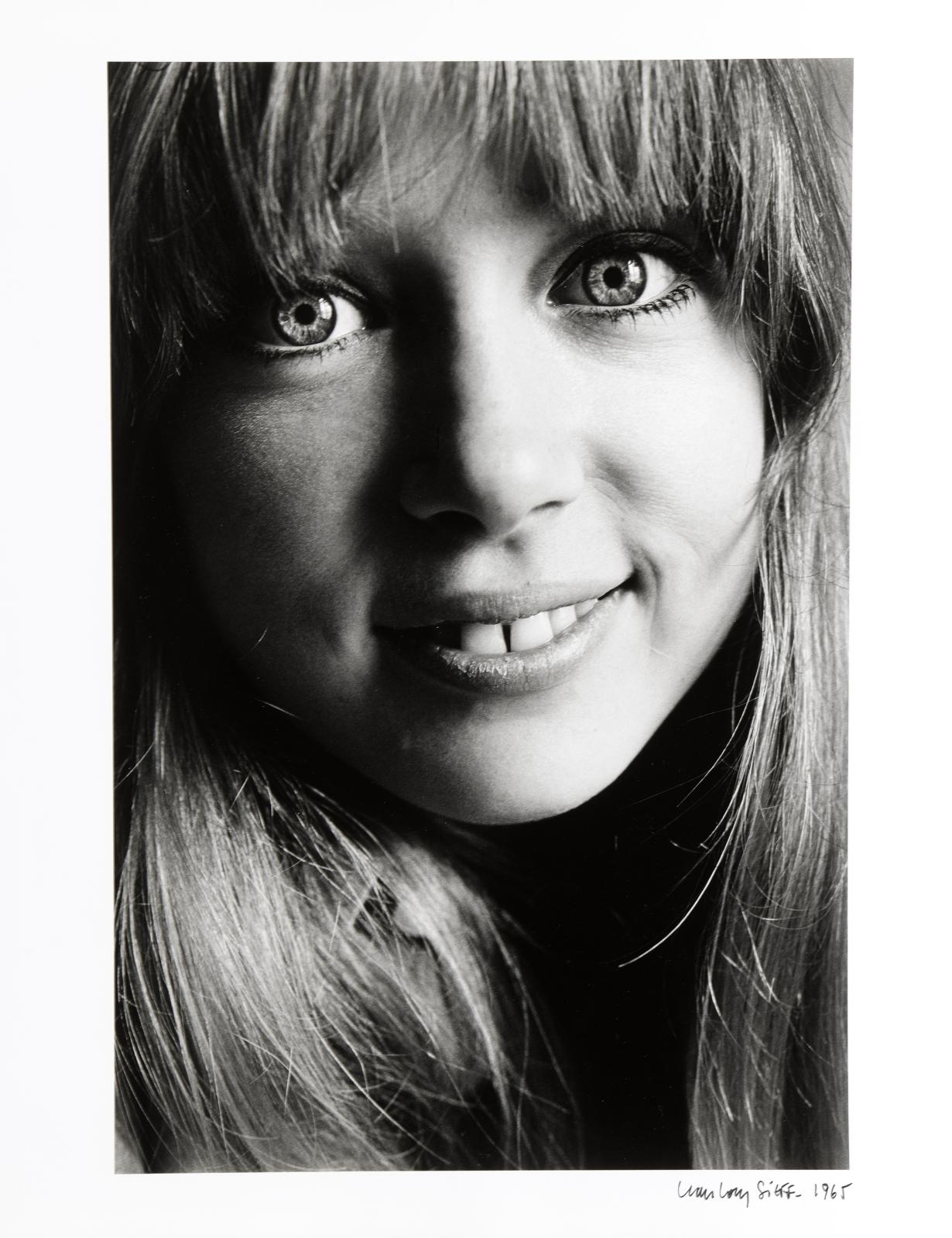 Jean-Loup Sieff | Portrait of Pattie Boyd (1965) | MutualArt