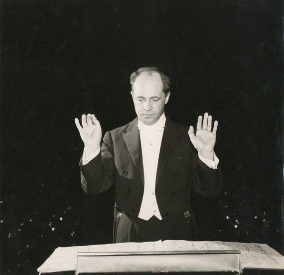 Jack Garofalo | Portrait de Pierre Boulez dirigeant son orchestre (1971 ...