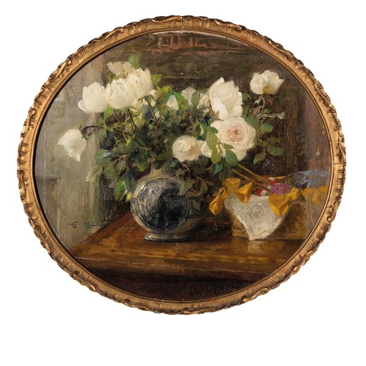 Ludovico Cavaleri | Vaso con rose bianche e cestino con fiocchi arancio ...