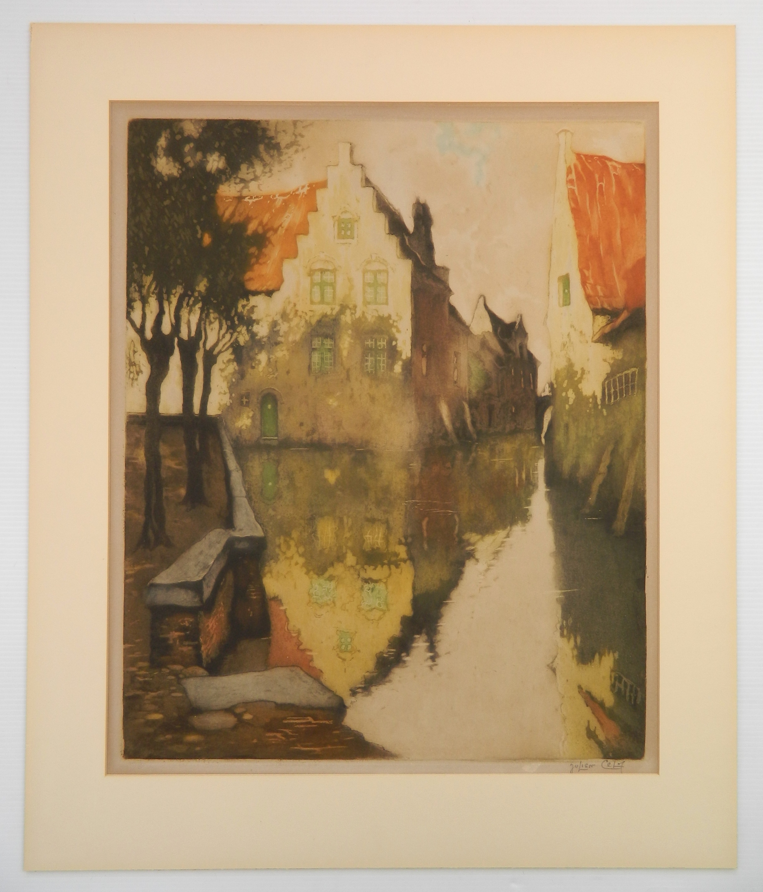 Julien Celos | European Town | MutualArt