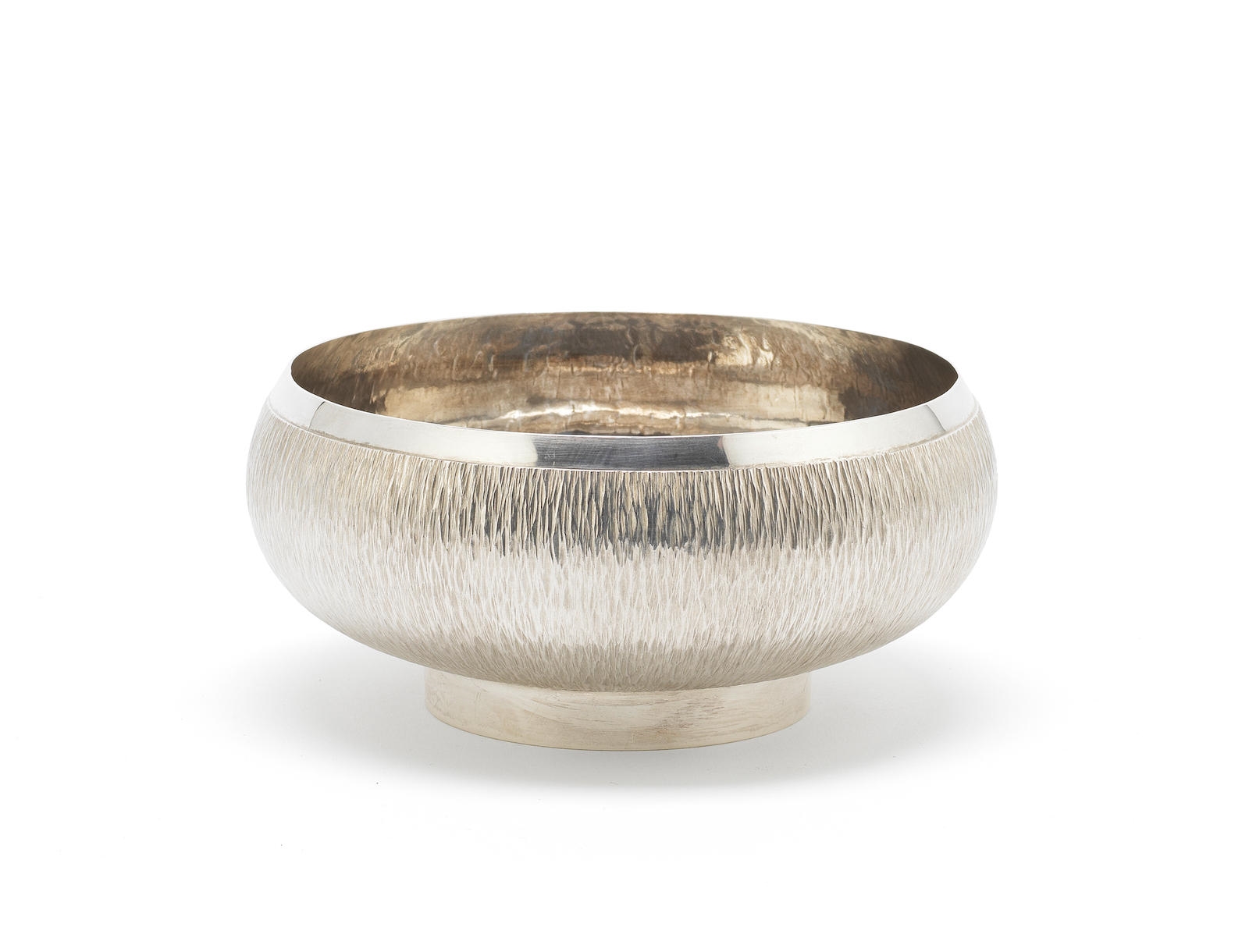 Gerald Benney | A silver bowl (1989) | MutualArt