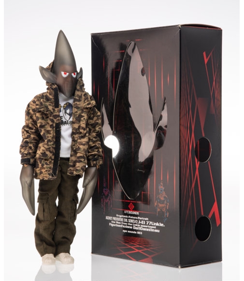 Medicom Toy | APE Agent Nigo, J-E1 77 Unkle Deluxe Two Pack (2000 ...