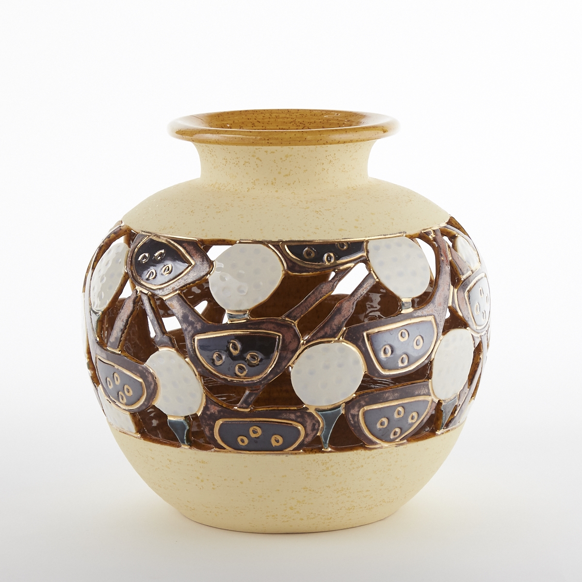 Bonnie Waletzko | Reticulated Golf Vase | MutualArt