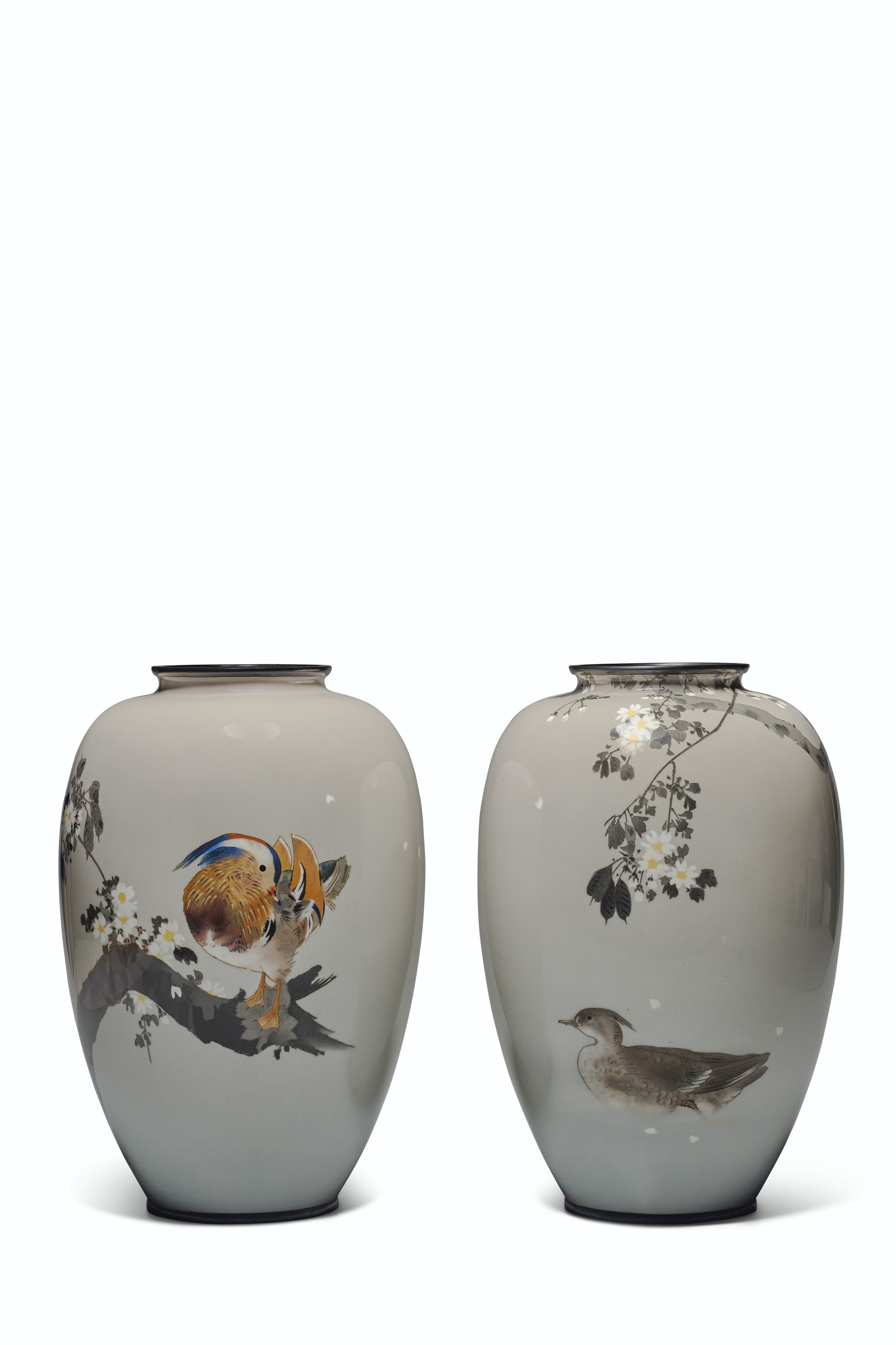 Namikawa Sosuke | A cloisonné enamel vase | MutualArt