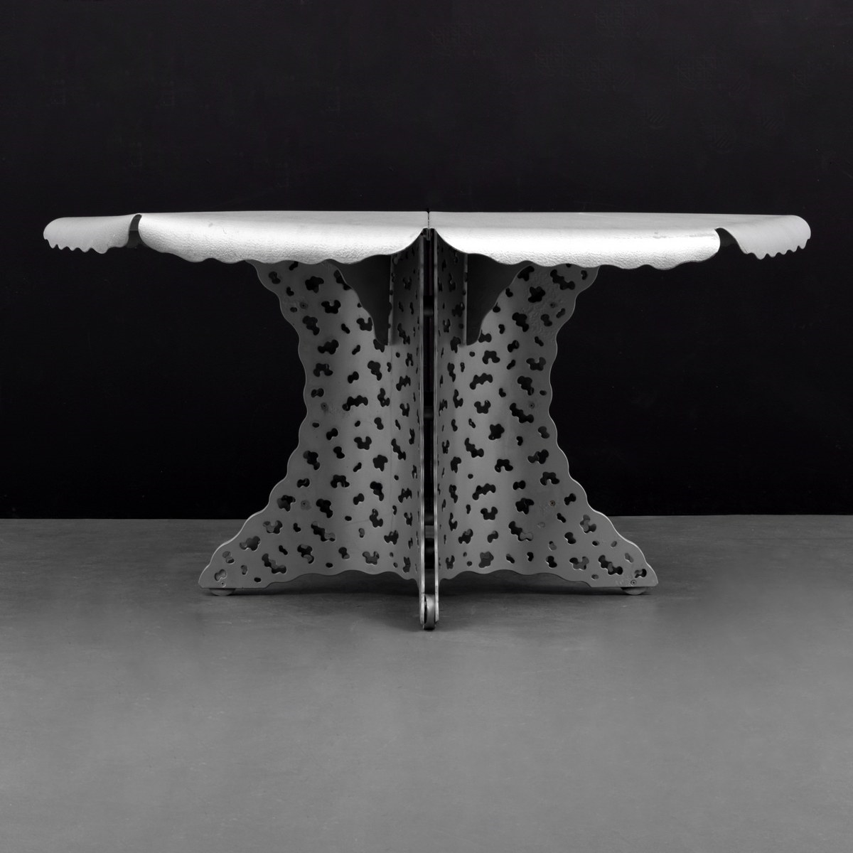 Richard Schultz | Topiary Dining Table | MutualArt