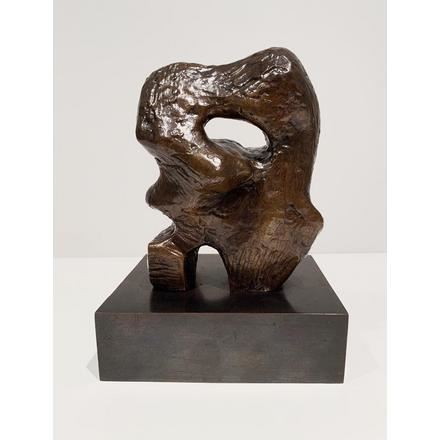 Henry Moore | SCULPTURAL FORM (1962 - 1967) | MutualArt