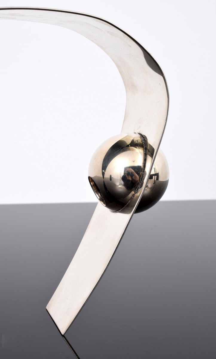 David Zelman | Prologue 2000 Single Flower Vase (2000) | MutualArt