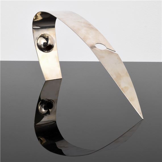 David Zelman | Prologue 2000 Single Flower Vase (2000) | MutualArt