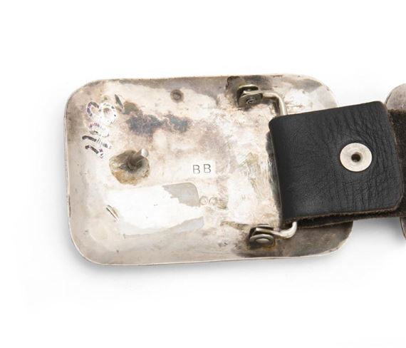 Benjamin Becenti | A Navajo Benjamin Becenti storyteller silver concho ...