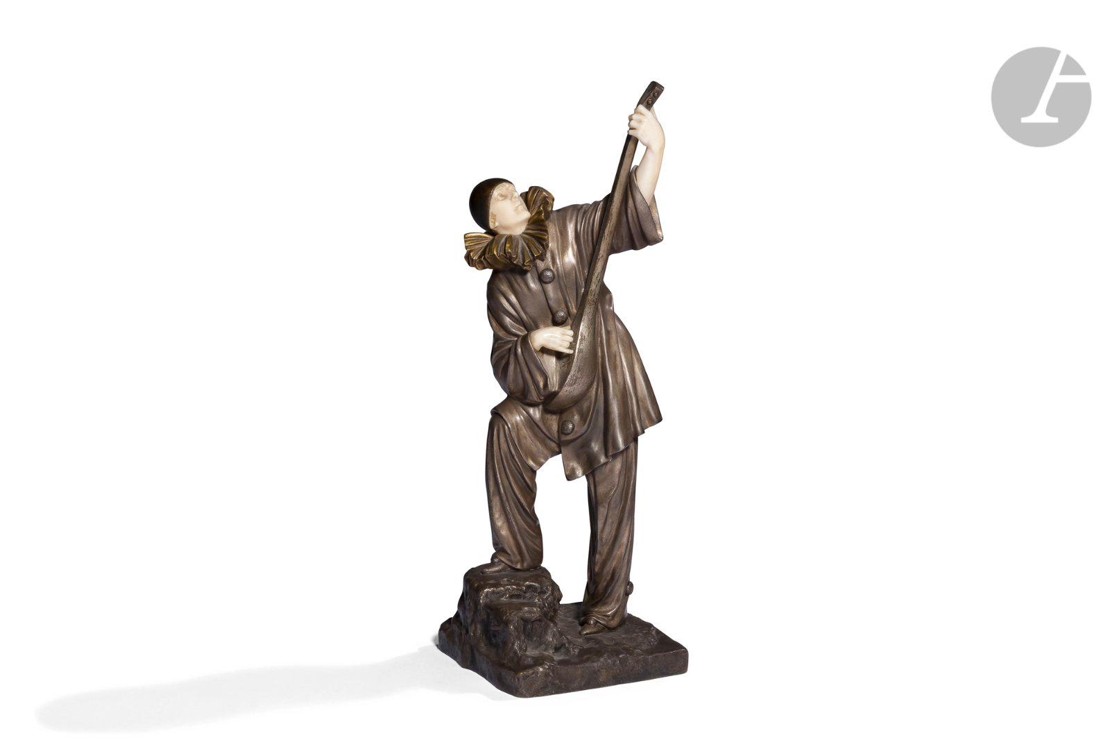 Demétre H. Chiparus | Pierrot with mandolin (Circa 1930) | MutualArt