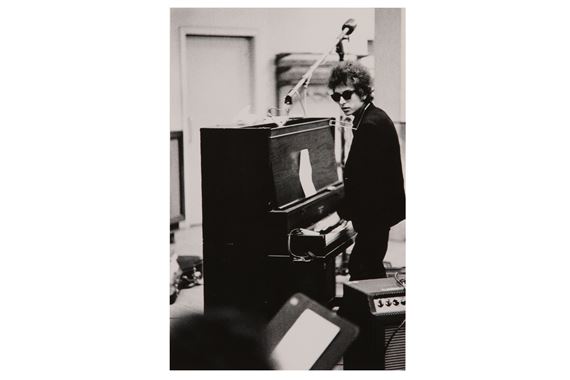 Don Hunstein | BOB DYLAN AT COLUMBIA RECORDING STUDIOS (1965) | MutualArt
