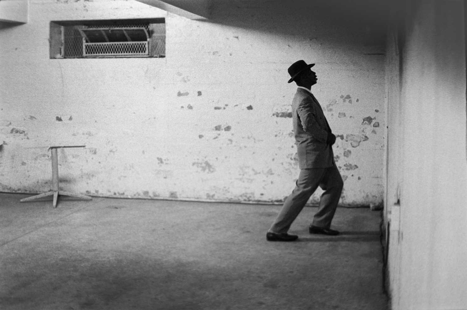 T. J. Lemon | From the series Oswenka, the Jeppe hostel swankers [Strut ...