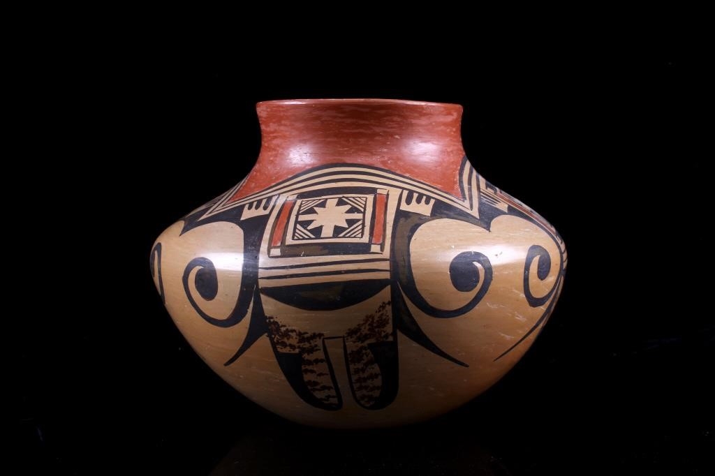 Elva Tewaguna Nampeyo | Hopi Polychrome Pottery vessel | MutualArt