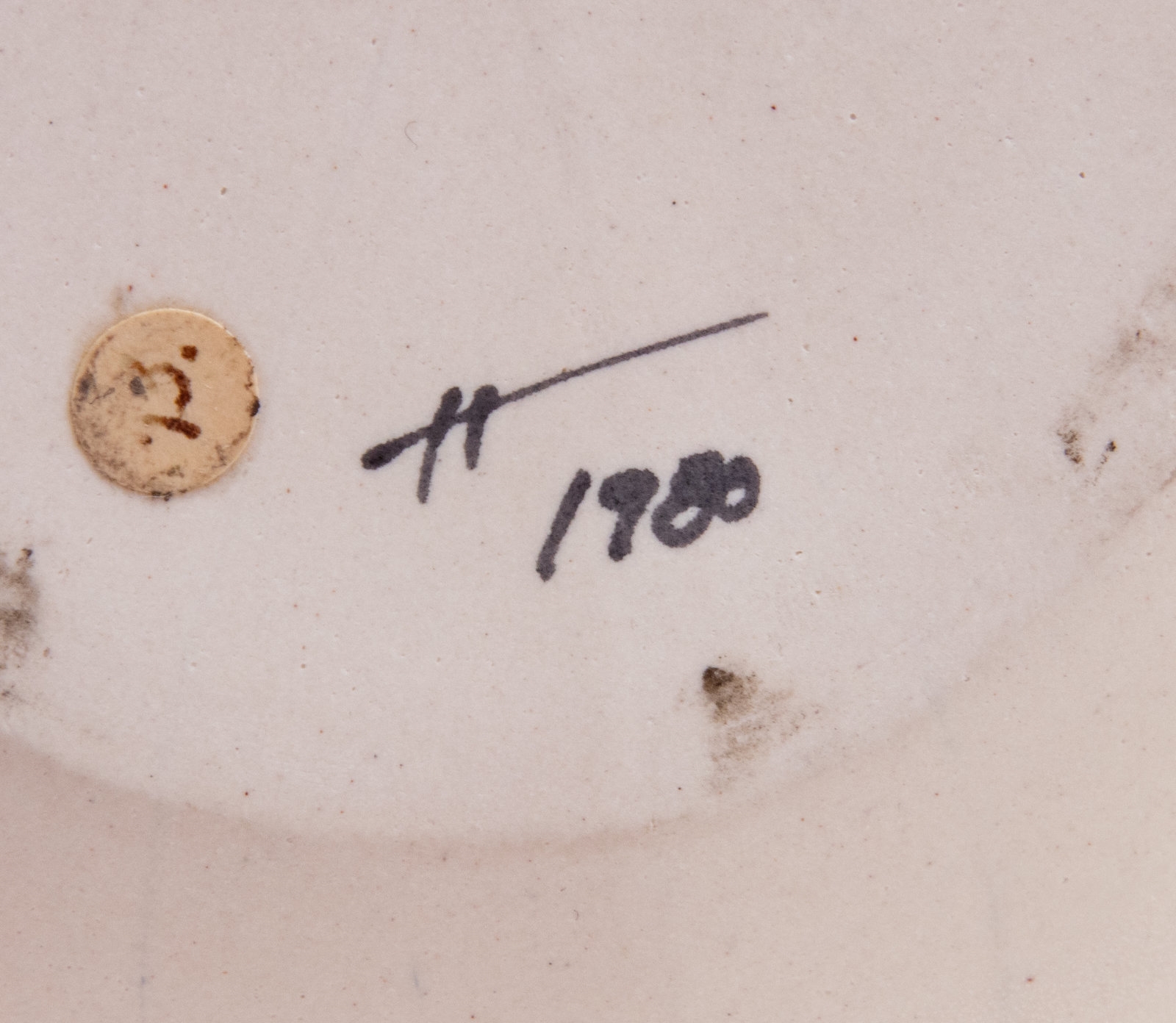 Thomas Hoadley | Vase (1980) | MutualArt