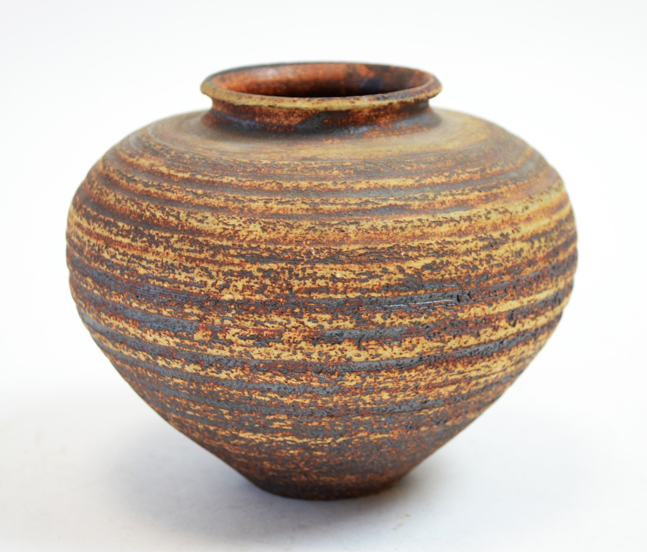 Waistel Cooper | Studio pottery vase | MutualArt
