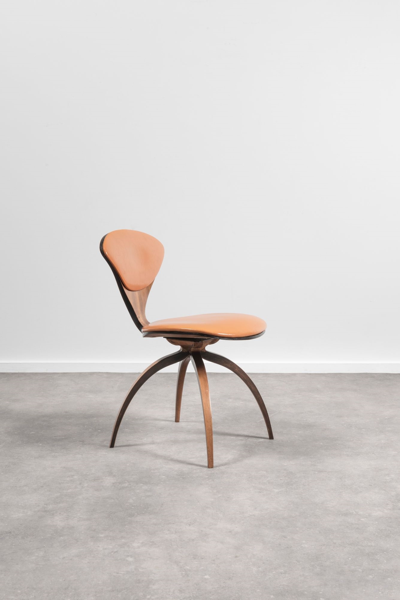 Norman Cherner | Chaise pivotante (1963) | MutualArt