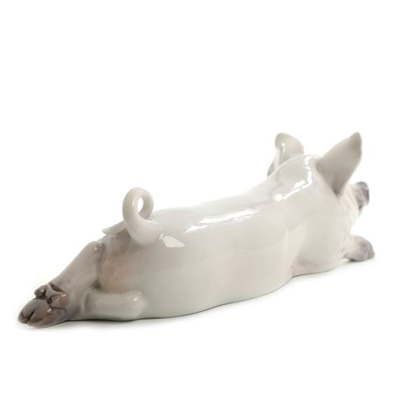 Erik Nielsen | Stretched pig | MutualArt
