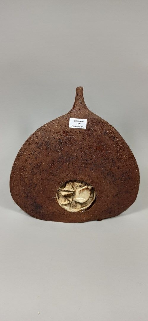 Michel Carlin | Sculpture vase | MutualArt