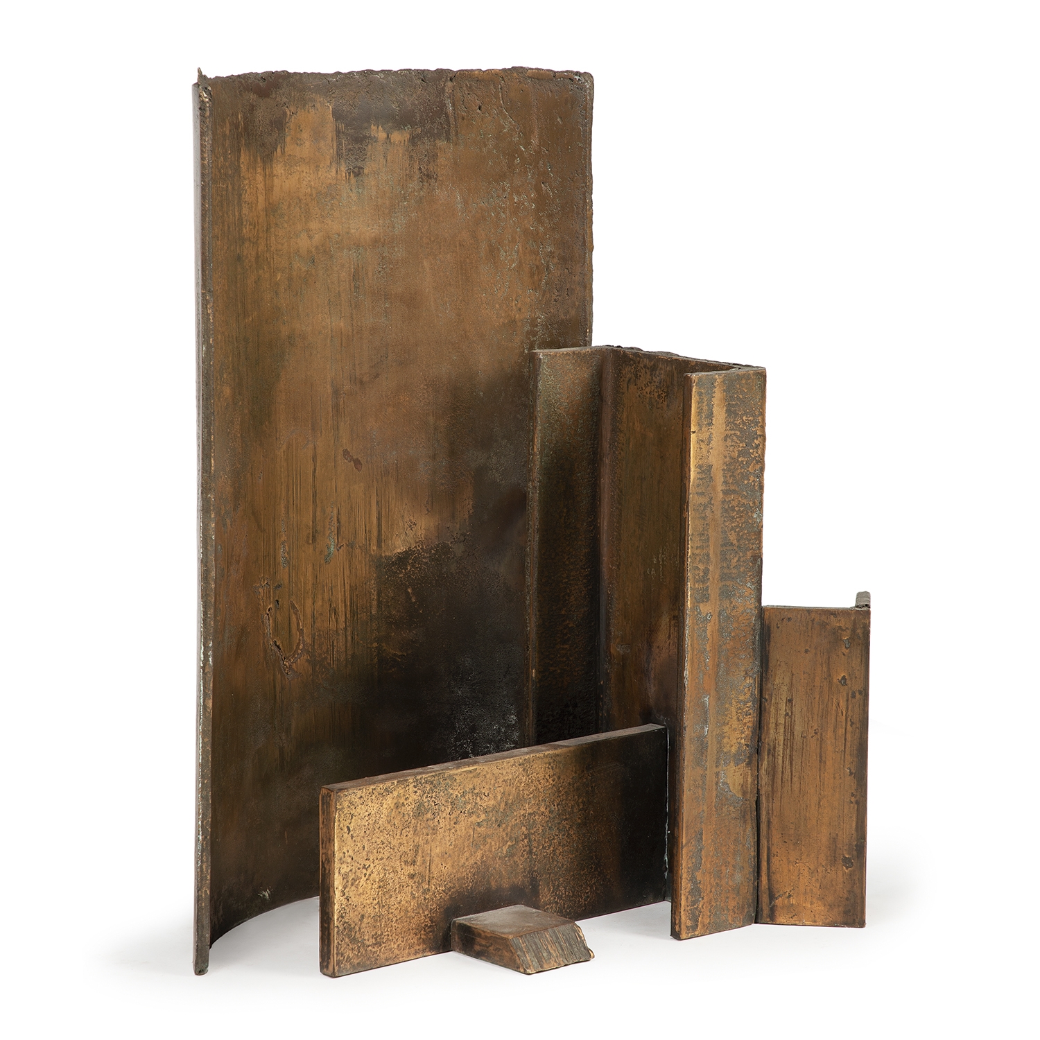 Alexander Liberman | Sculpture formée de lames de cuivre patiné formant ...