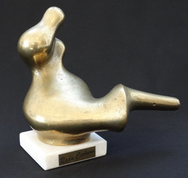 Radu Ciobanu | Ülő akt | MutualArt