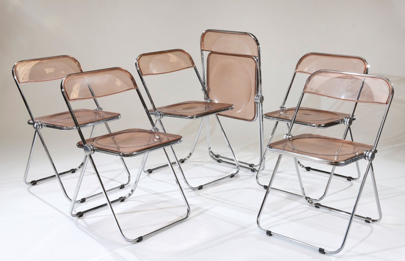 Giancarlo Piretti | Plia (1969) | MutualArt