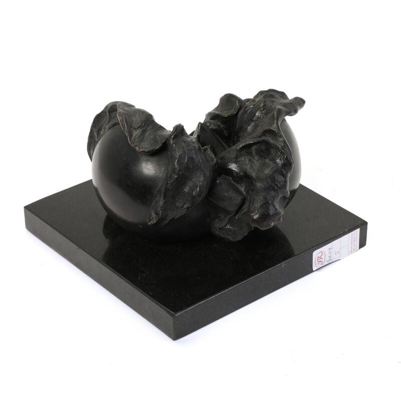 Jens-Flemming Sorensen | Sphere with mouth and pyramid (1957) | MutualArt